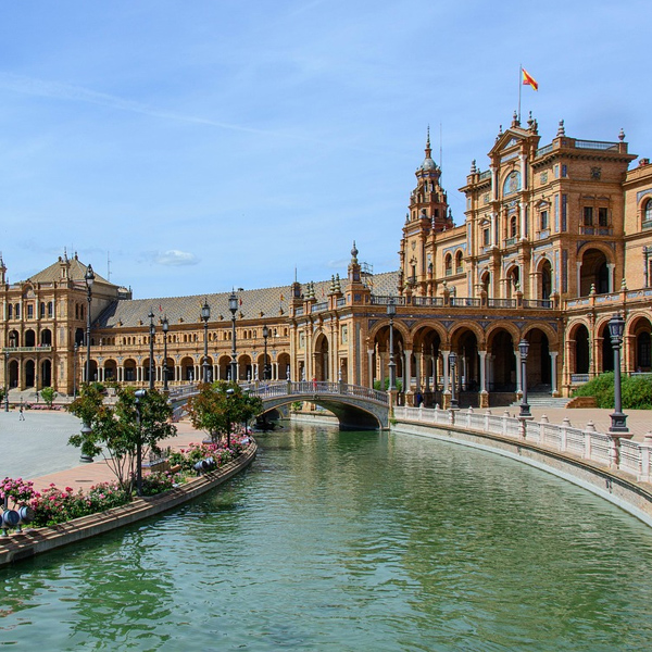 Estudar na Espanha com Migra - Migra Academy